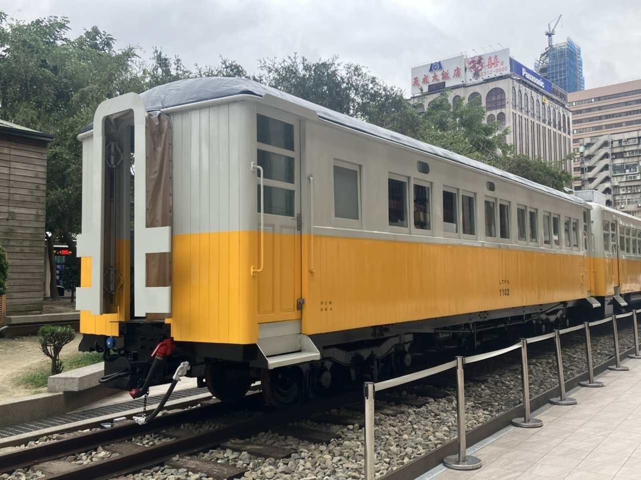 台北車站のナローを観る: Cedarの令和瘋癲老人日記・Seesaa版